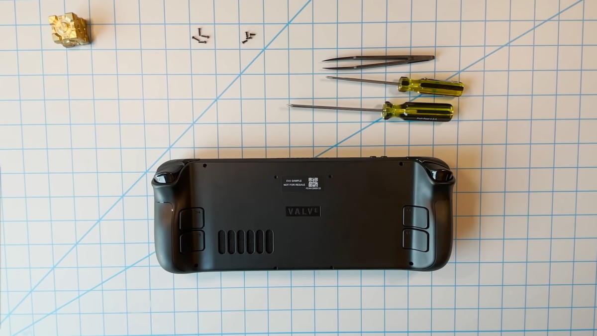 Official Steam Deck Teardown Video Warns Against Actually Tearing It ...