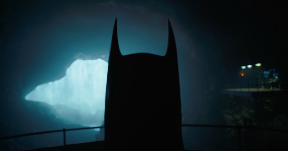 The Flash Movie Returns to Michael Keaton's Wayne Manor - ComicBook.com