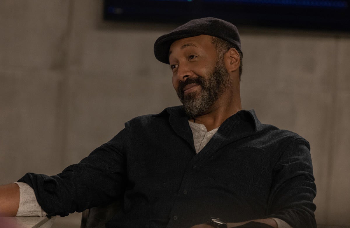 The Flash: "Armageddon Part 5" Photos Preview Mia Queen's Return ...