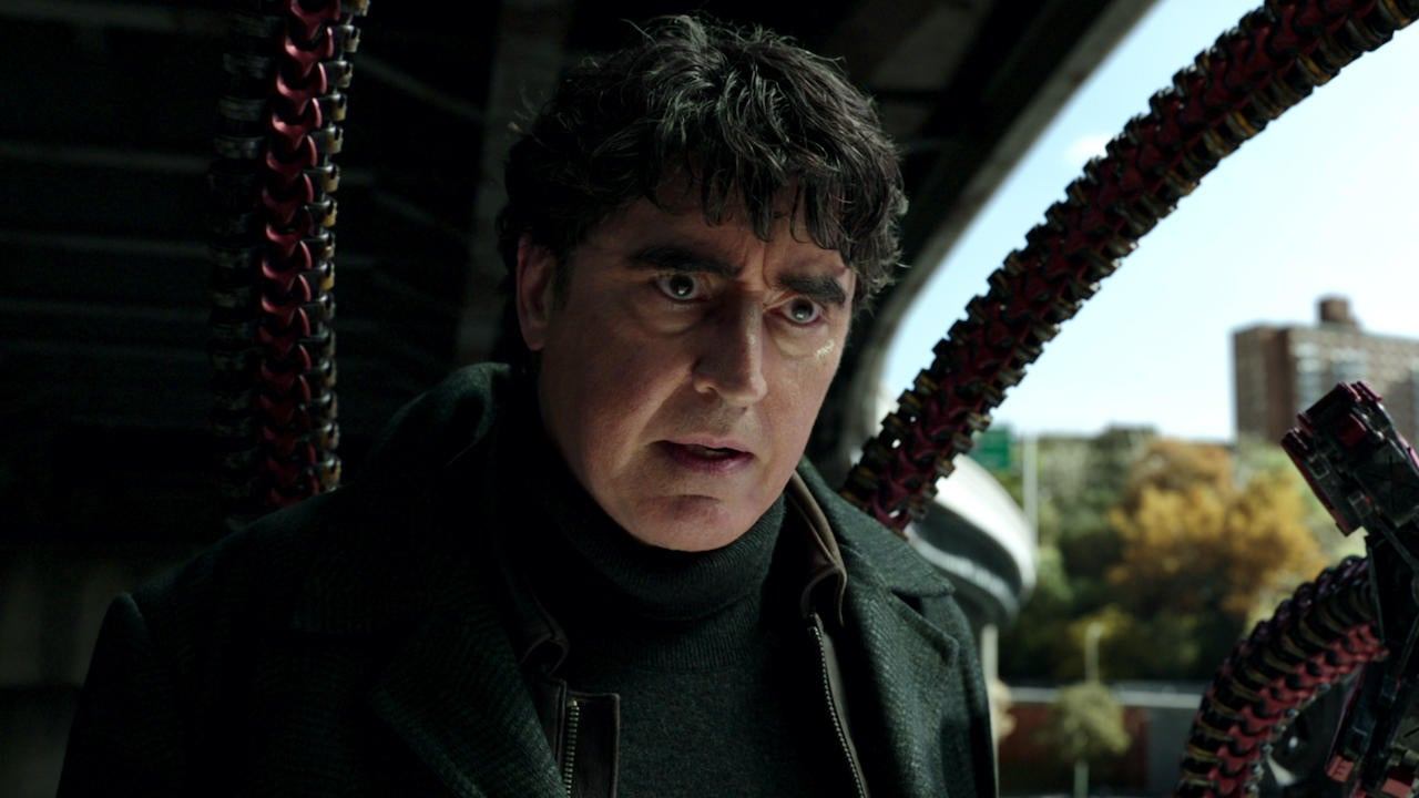 Marvel VFX Supervisor Reveals Secrets to De-Aging Characters ...