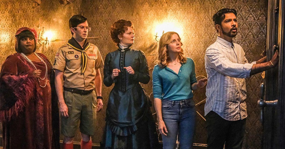 Ghosts Reveals Hilarious Blooper Reel for Season 1 at Comic-Con 2022 ...