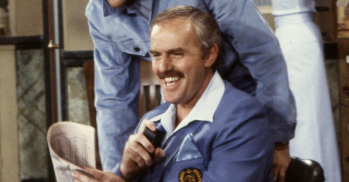 Richard Roat, Seinfeld and Friends Actor, Dies at 89 - ComicBook.com