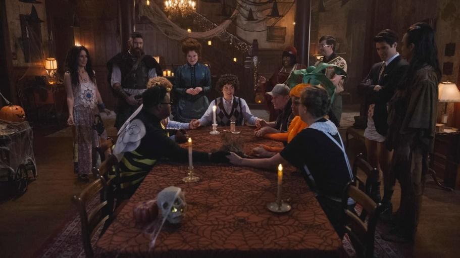 CBS's Ghosts Cast Reveal Their Favorite Fictional Ghosts - ComicBook.com