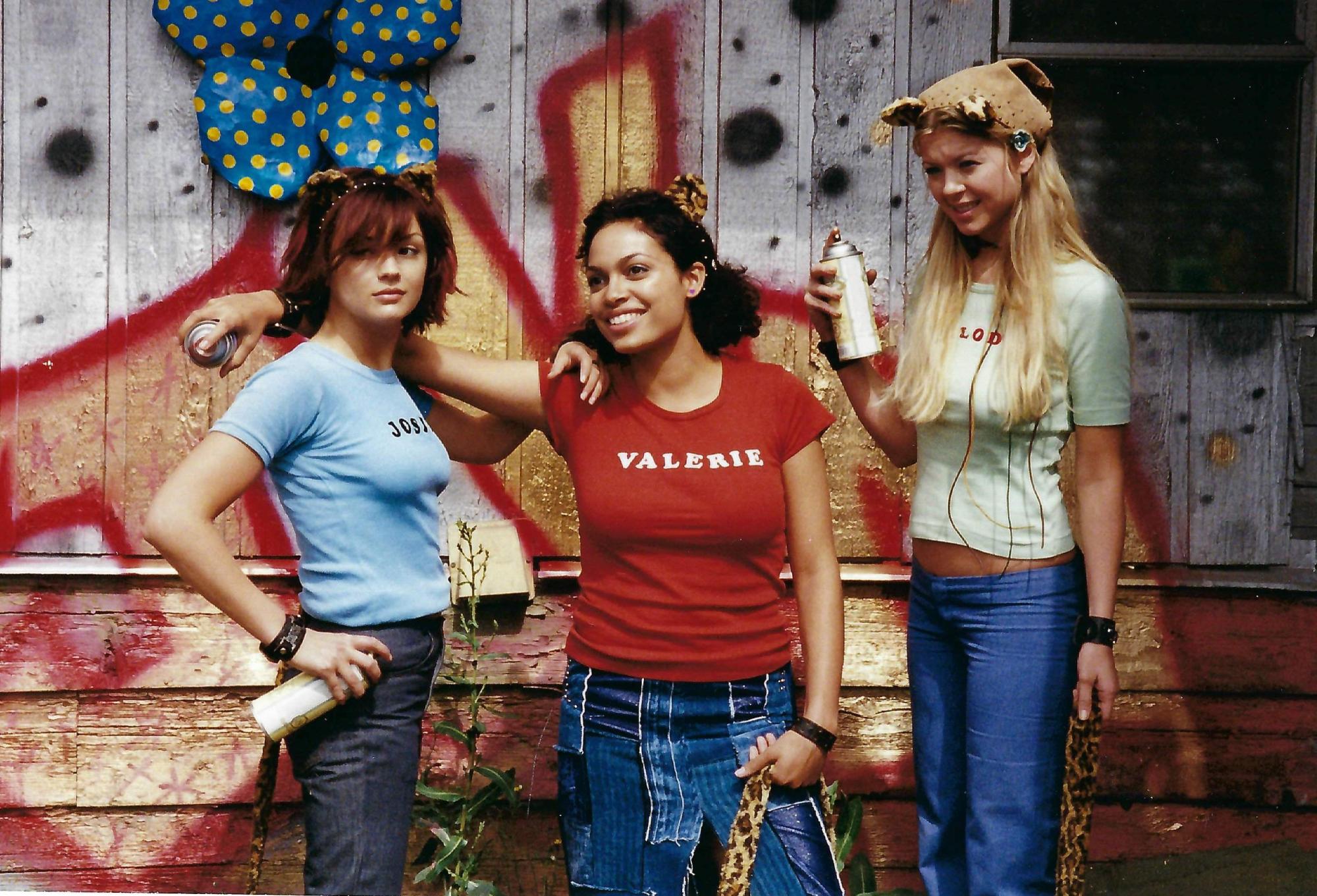 Josie And The Pussycats Cast Members Describe Their Ideal Sequels