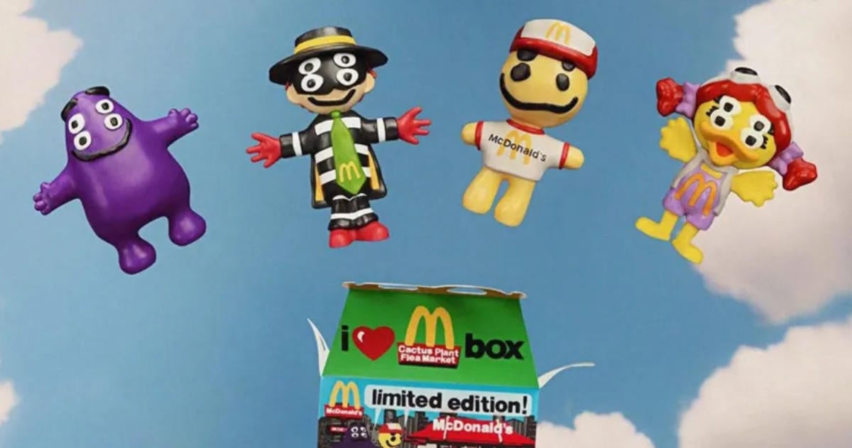 Mcdonalds Adult Happy Meal Toys Posted On Ebay For 300 000