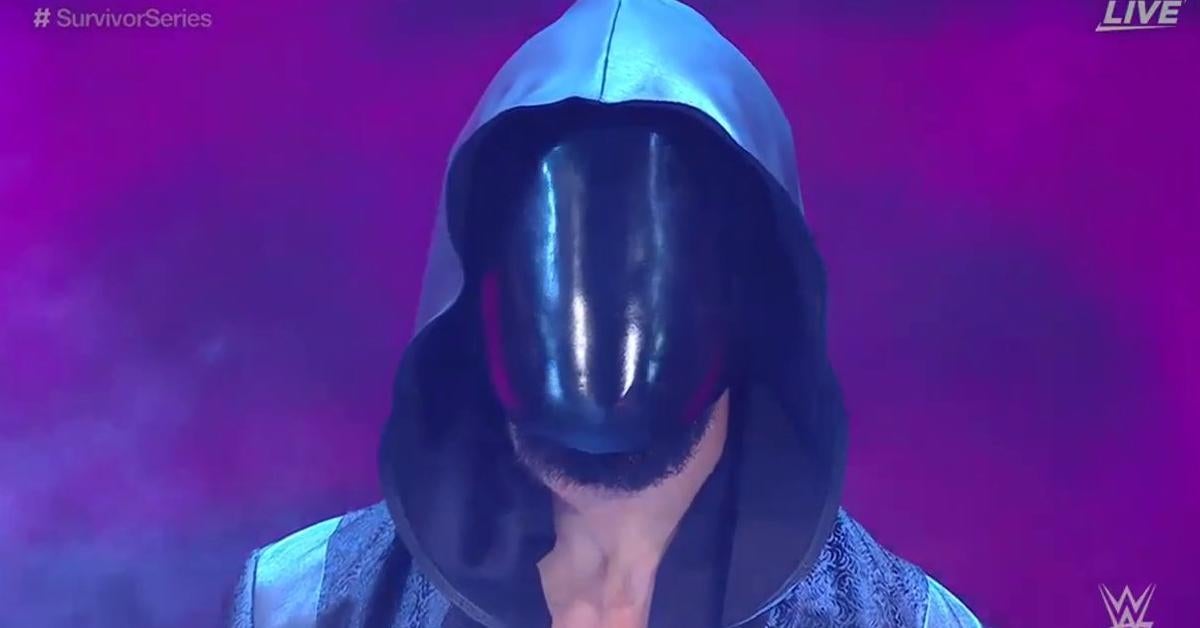 WWE Fans Aren't Sure How to Feel About Finn Balor's New Mask for ...