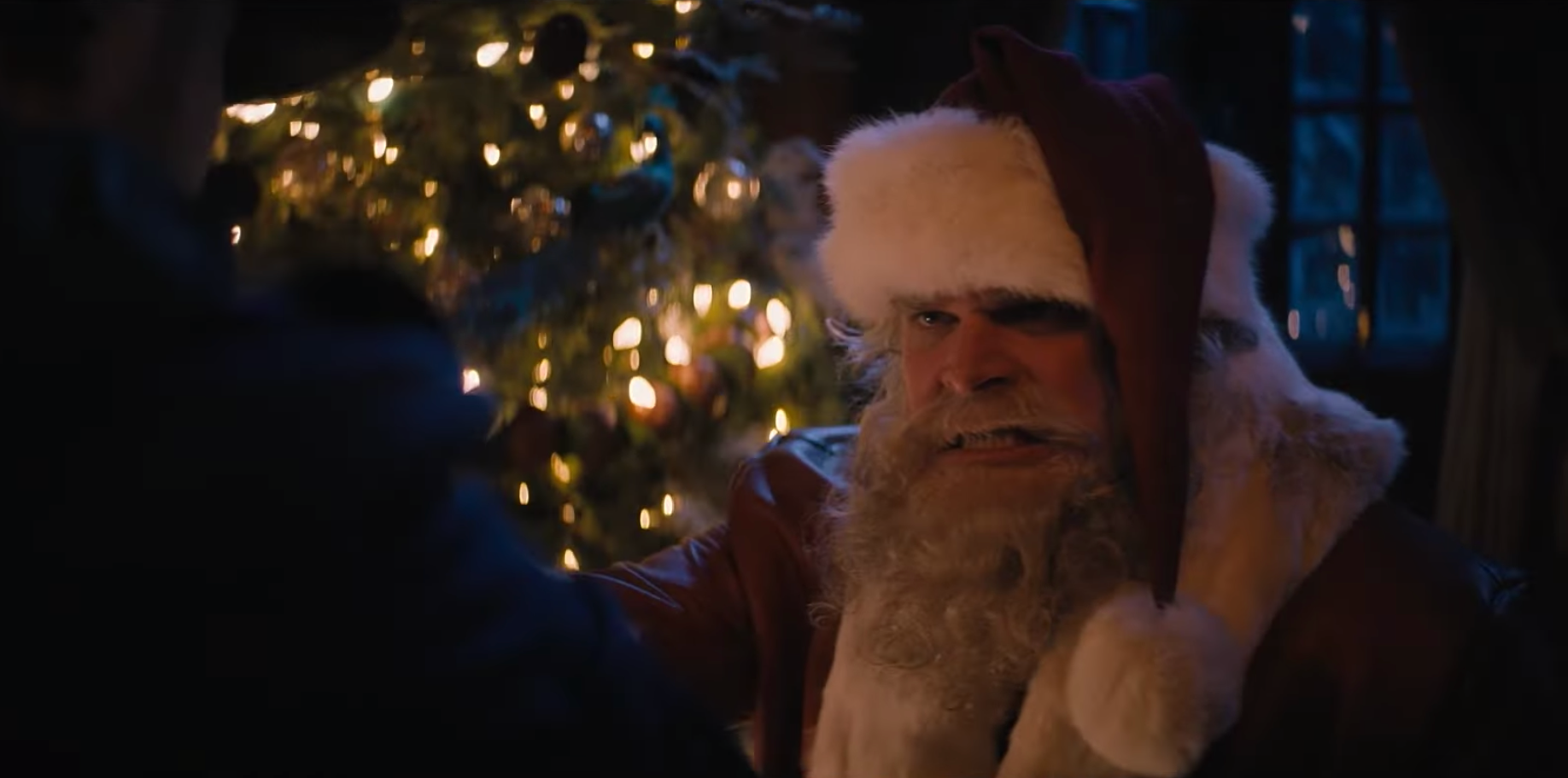 Violent Night: David Harbour's Santa Claus Throws Hand in Exclusive ...