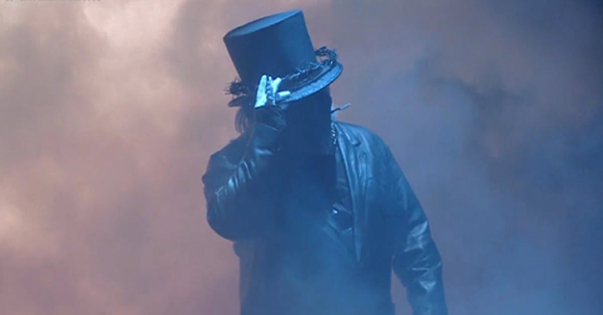 Bray Wyatt's Uncle Howdy Makes Epic Appearance on WWE SmackDown