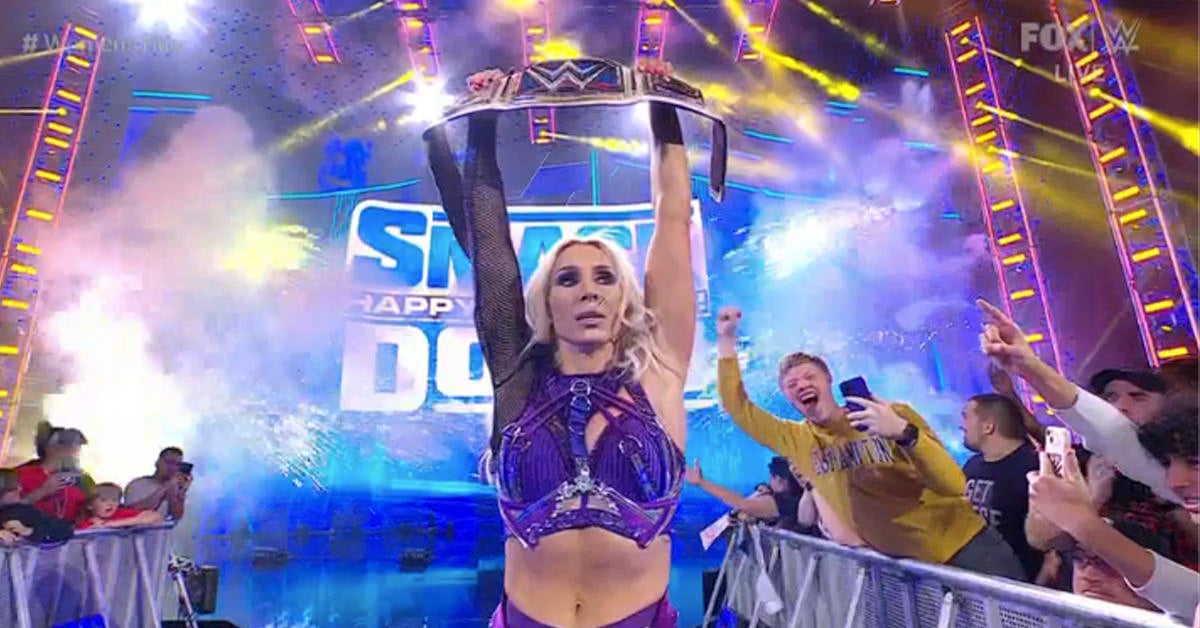 Charlotte Flair Makes Shocking Return to WWE, Defeats Ronda Rousey for ...