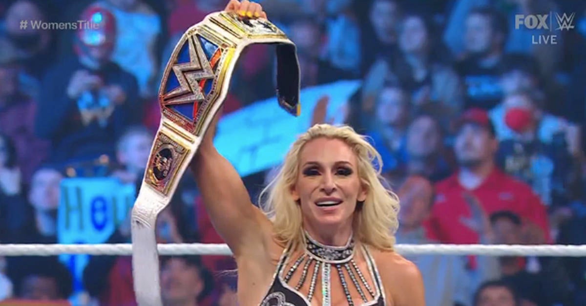 Charlotte Flair Defeats Sonya Deville to Retain WWE SmackDown Women's Title
