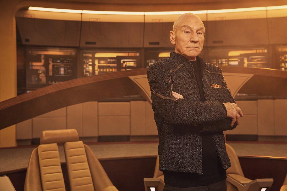 Star Trek: Picard Season Finale Photos Show the Next Generation Crew ...