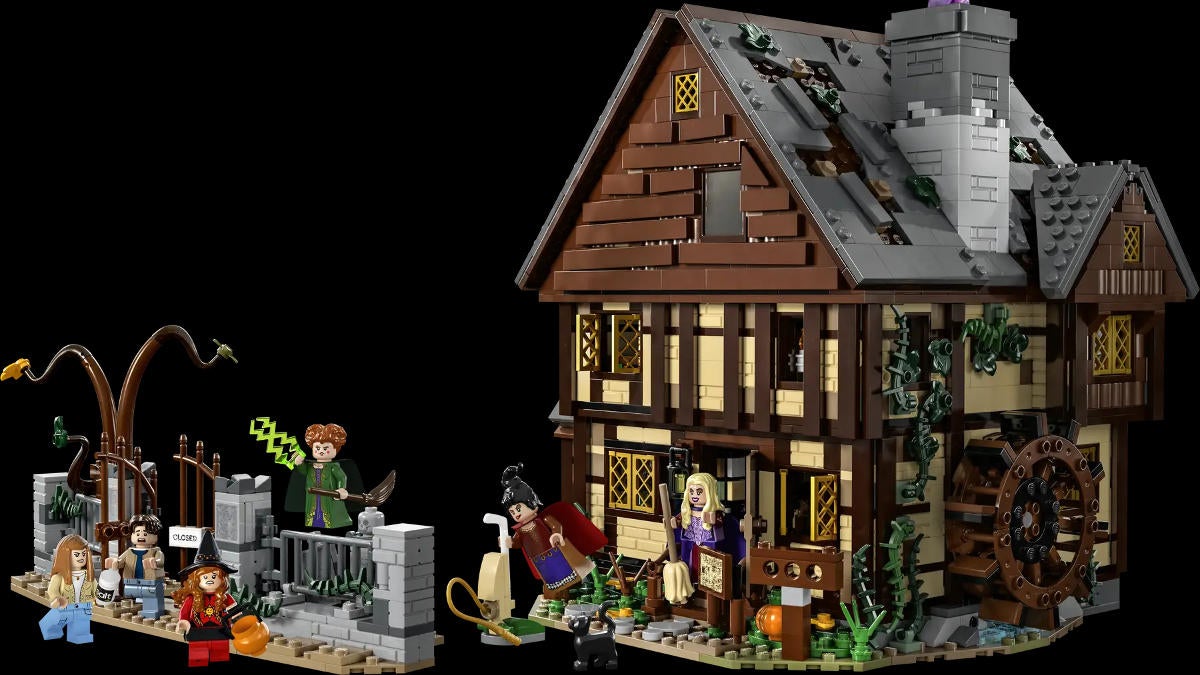 LEGO Ideas Hocus Pocus Set Returns Tonight - ComicBook.com