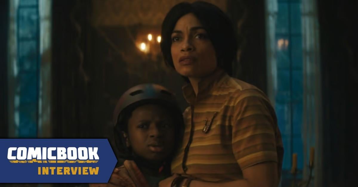 Haunted Mansion: Rosario Dawson Talks Working With Young Co-Star Chase ...