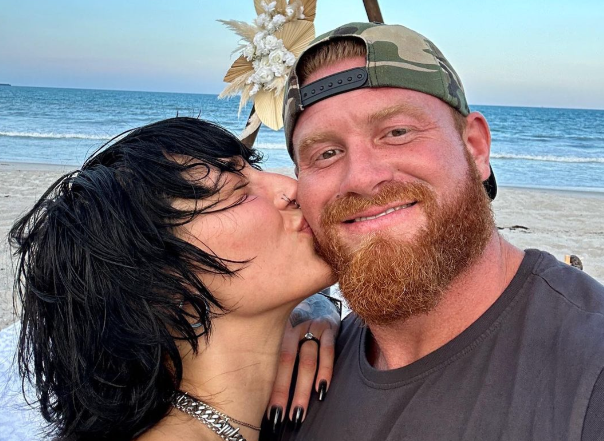 WWE Women's Champion Rhea Ripley and AEW's Buddy Matthews Get Engaged ...