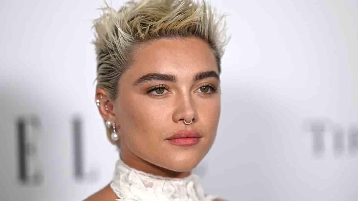 Dune 2's Florence Pugh Hit by Thrown Object on Stage at CCXP ...