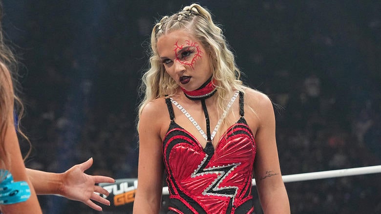 AEW's Julia Hart Names Former WWE Champions That Inspired Her Growing ...