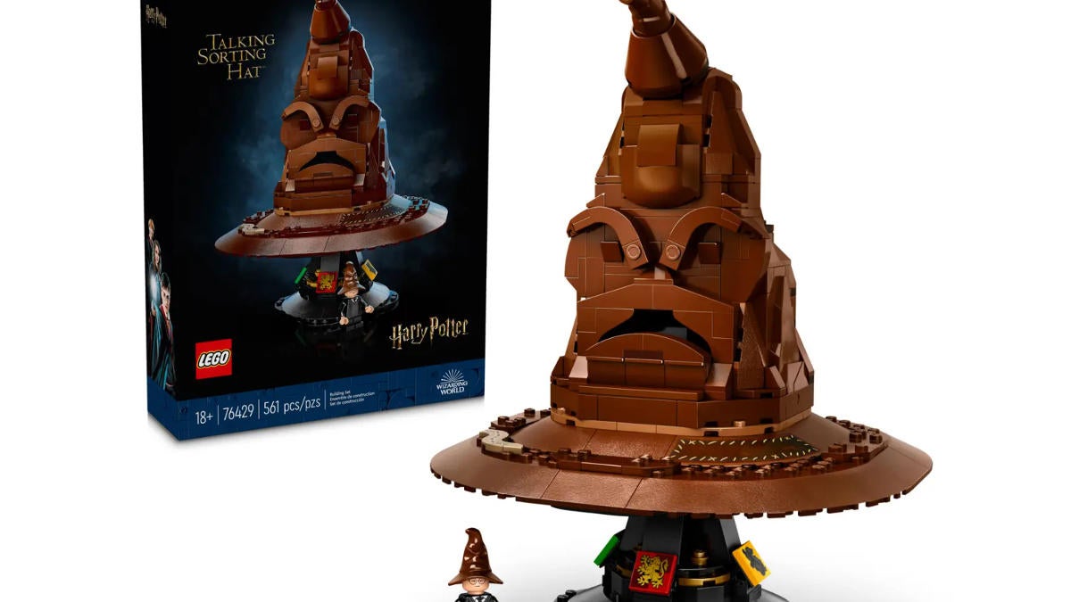 LEGO Harry Potter Sorting Hat Actually Speaks And Selects Your Hogwarts ...