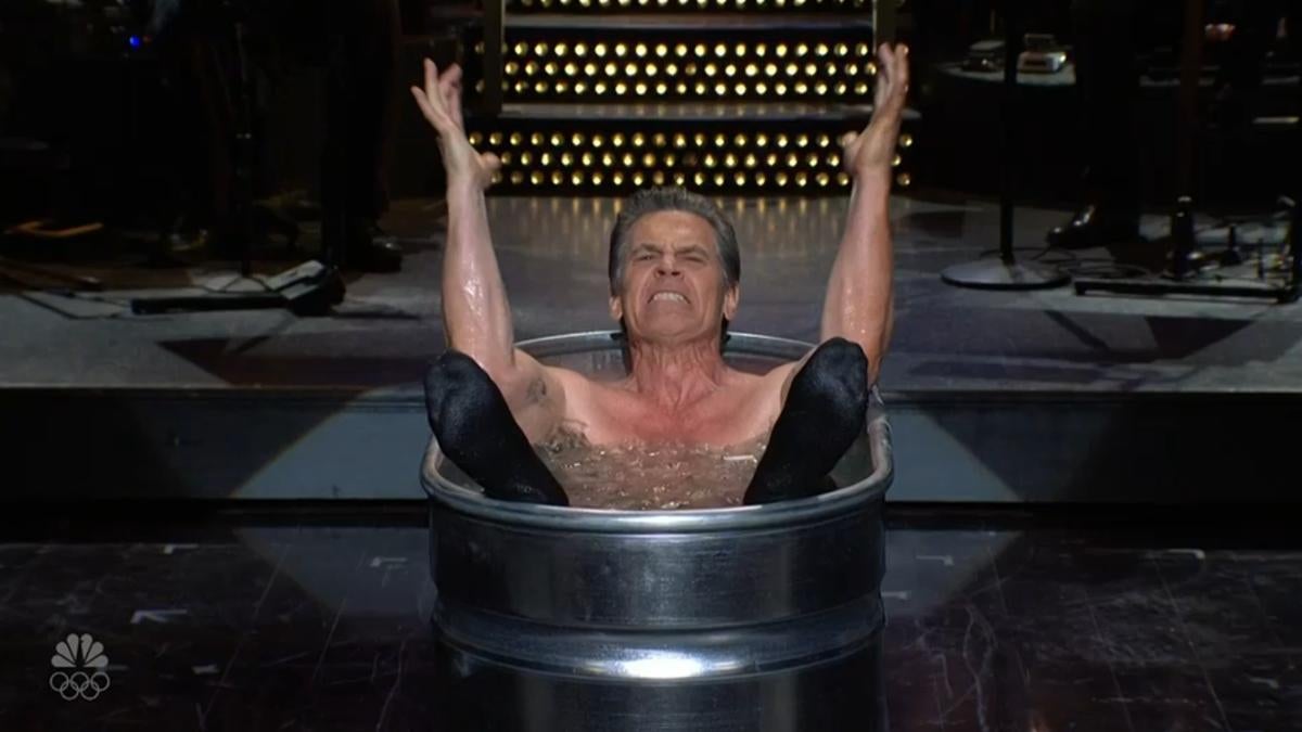 WATCH: Josh Brolin Strips Down for Cold Plunge During SNL Monologue - ComicBook.com