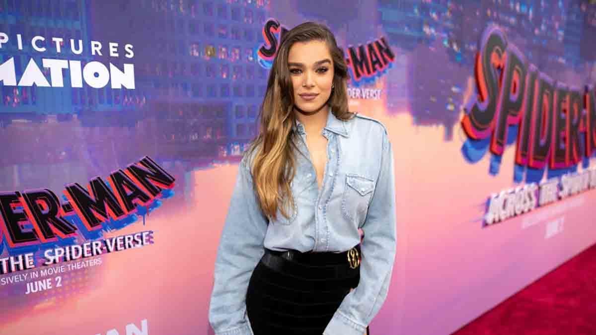 Hailee Steinfeld Joins Michael B. Jordan & Ryan Coogler's Vampire Movie ...