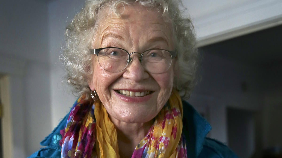 Trina Robbins, Legendary Cartoonist and Wonder Woman Artist, Passes ...