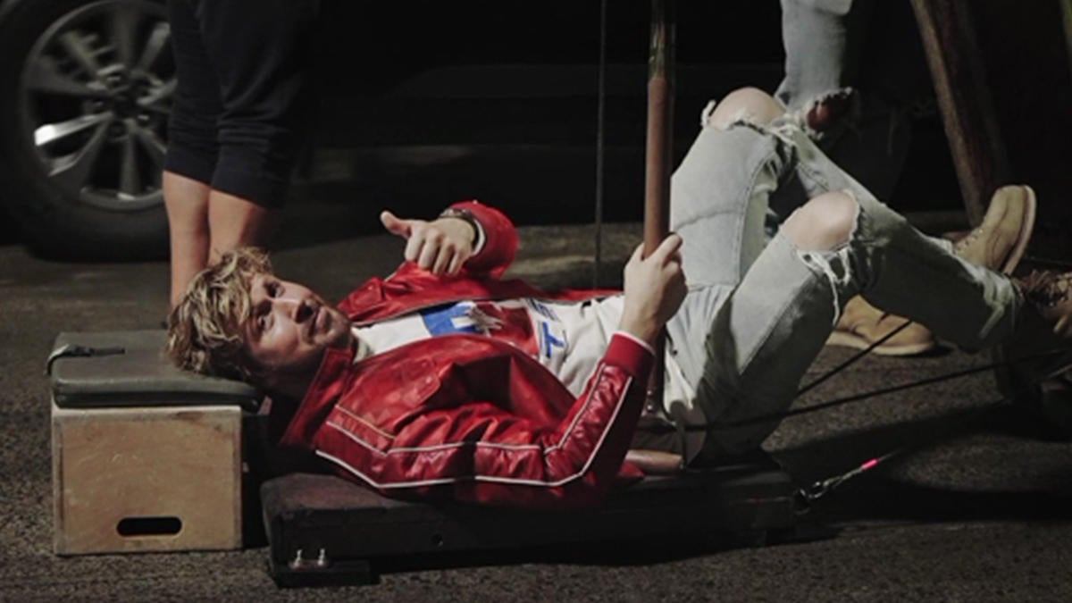 The Fall Guy Featurette Goes Behind the Scenes of Ryan Gosling's ...