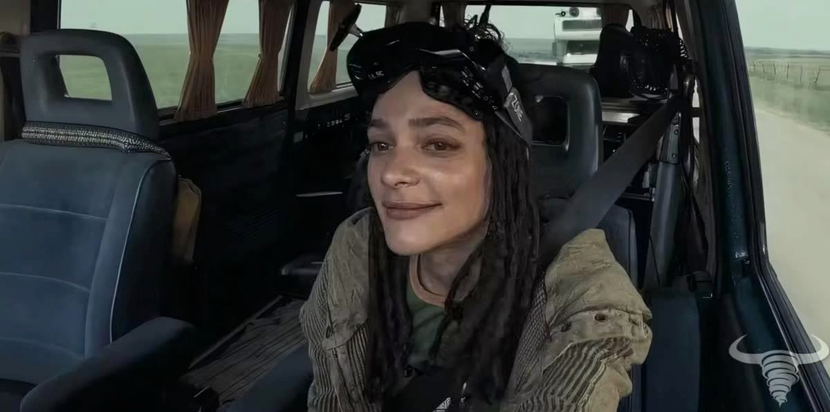 Twisters Star Confirms Movie Filmed on Location During Peak Tornado ...