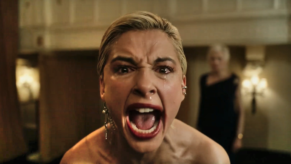 Smile 2 Opening Scene Explained - How It Connects to The First Film ...