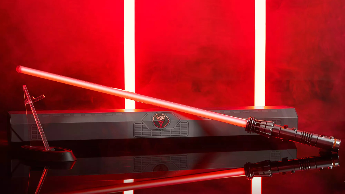 Star Wars Reveals How Luke Skywalker's Lightsaber Became Green in ...