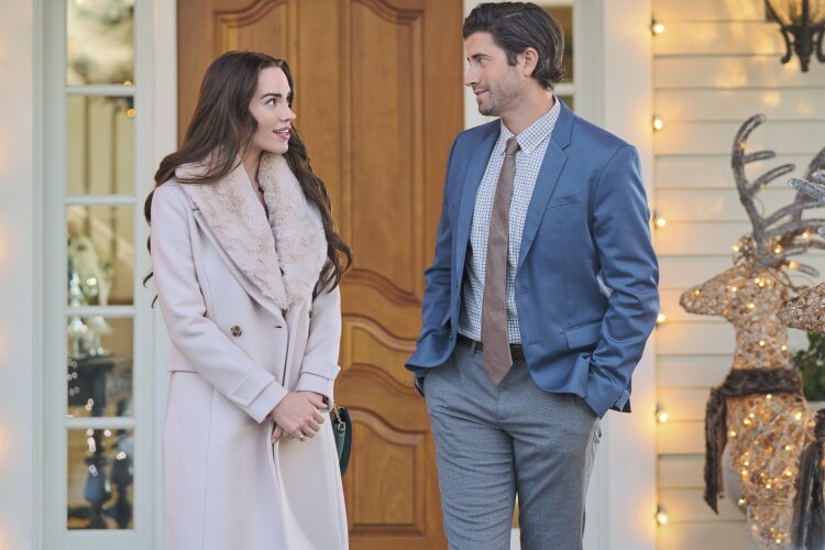 7 Worst Hallmark Christmas Movies (That Are Still The Most Fun to Watch)