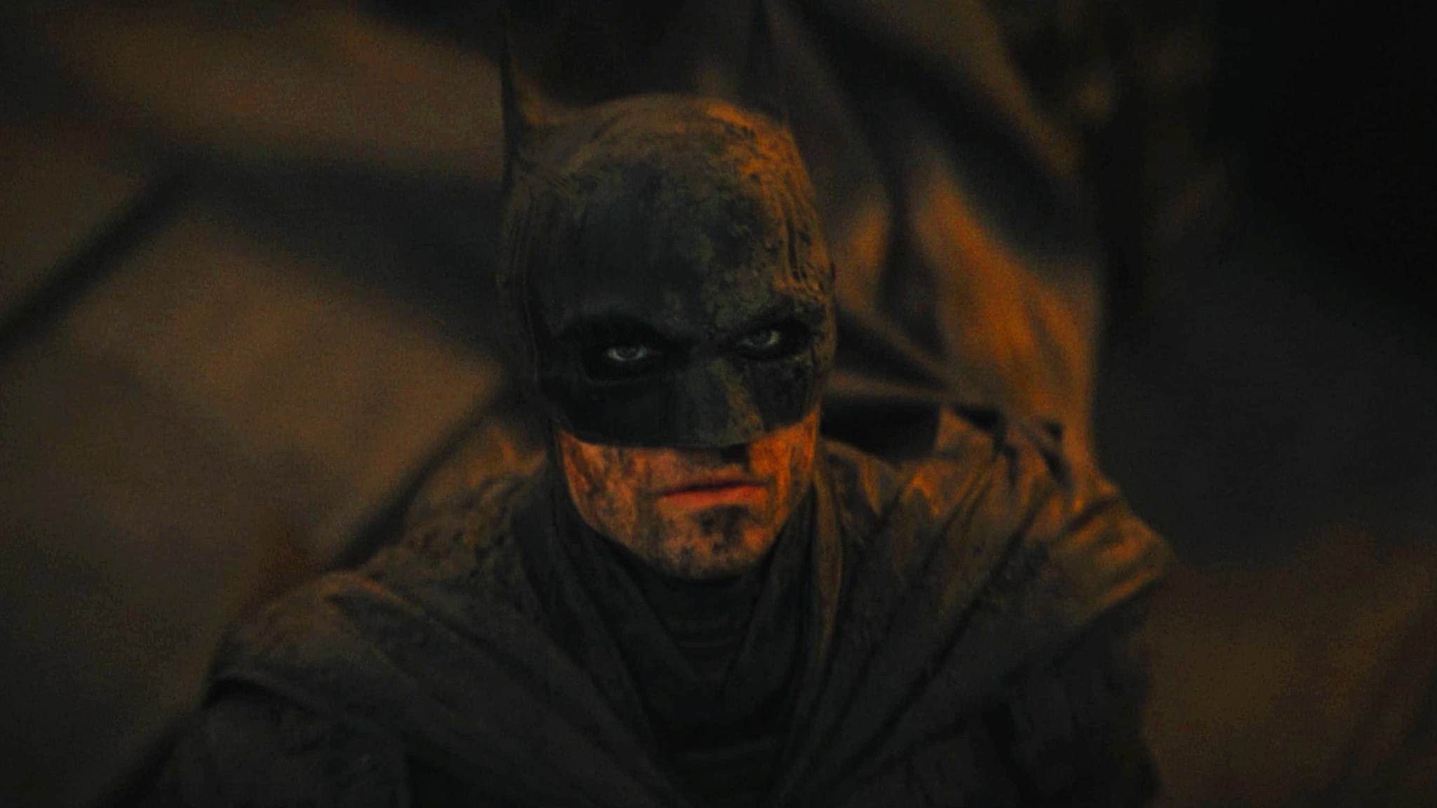 The Batman: Viral Video Shows Real Bats Inside Theater Playing New ...