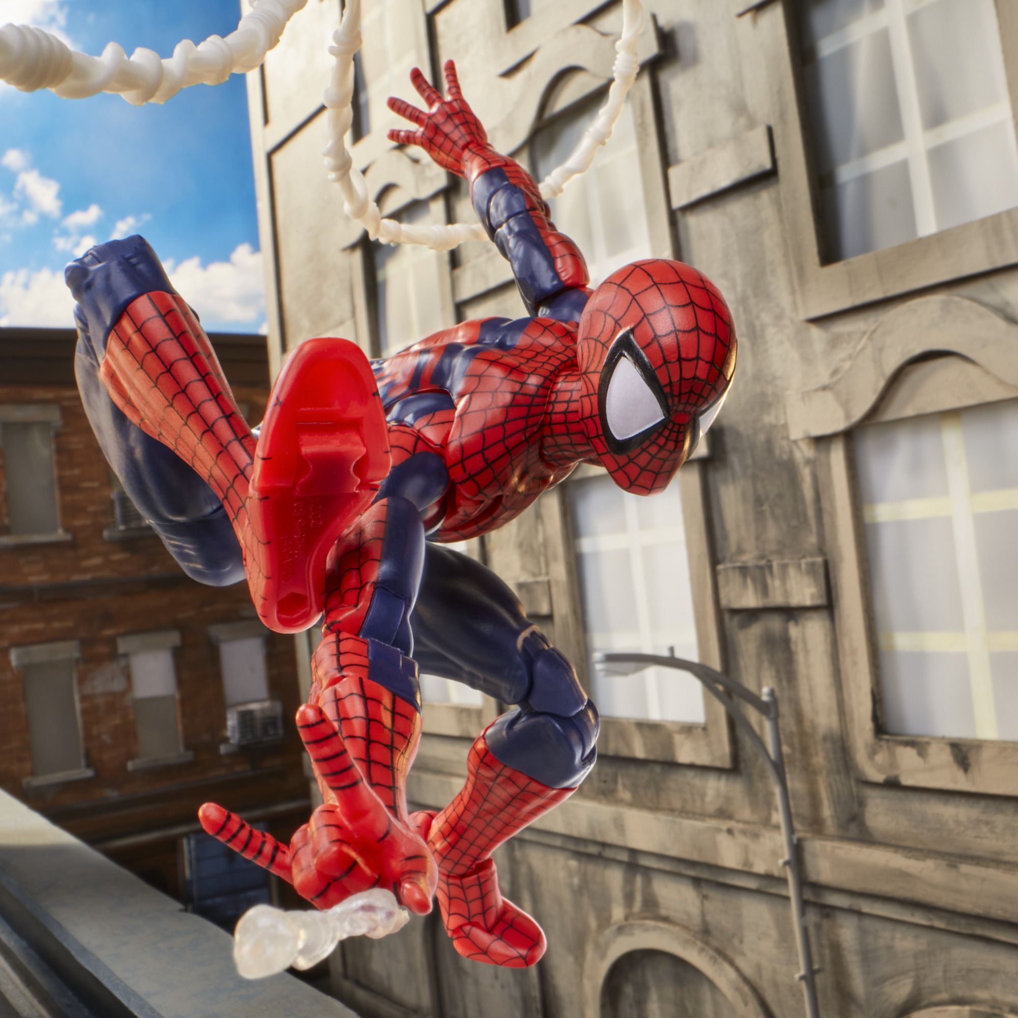 Marvel Legends Maximum Series Spider-Man Figure Is Selling Like Crazy ...