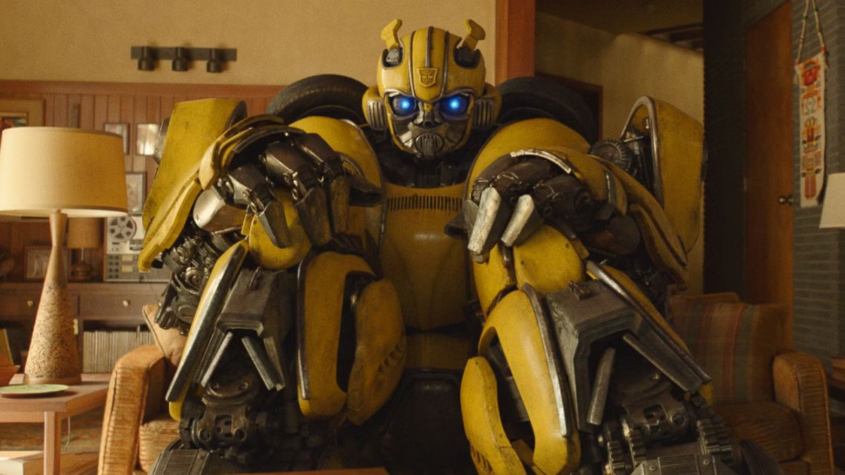 Michael Bay Made a Major Change to This Transformer For a Bizarre ...