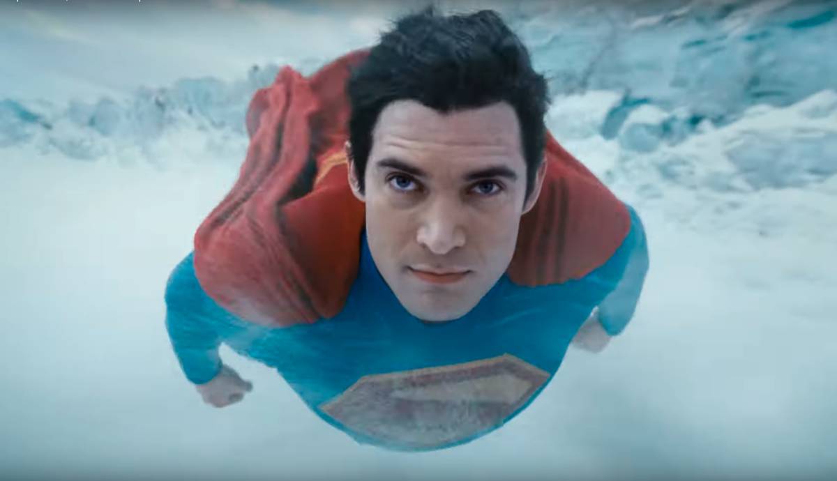Superman Movie Flight Scene Divides DC Fans, James Gunn Responds ...