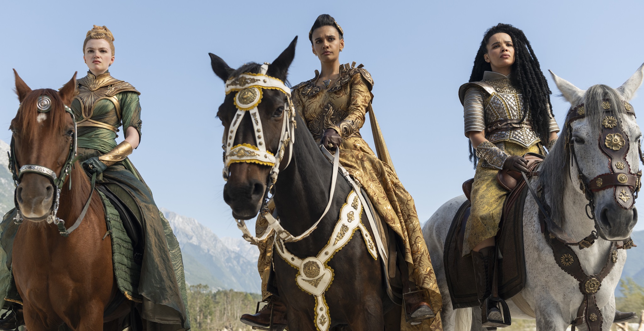 The Wheel of Time Photos Reveal First Look at New Characters (And ...