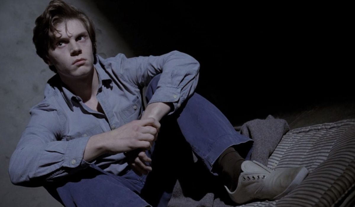 All of Evan Peters' American Horror Story Characters, Ranked ...
