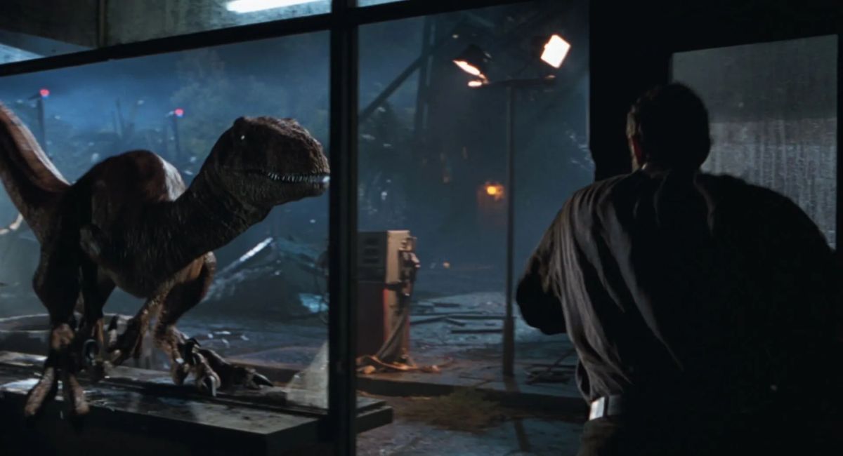 The 7 Best Velociraptor Scenes in the Jurassic Park Franchise ...