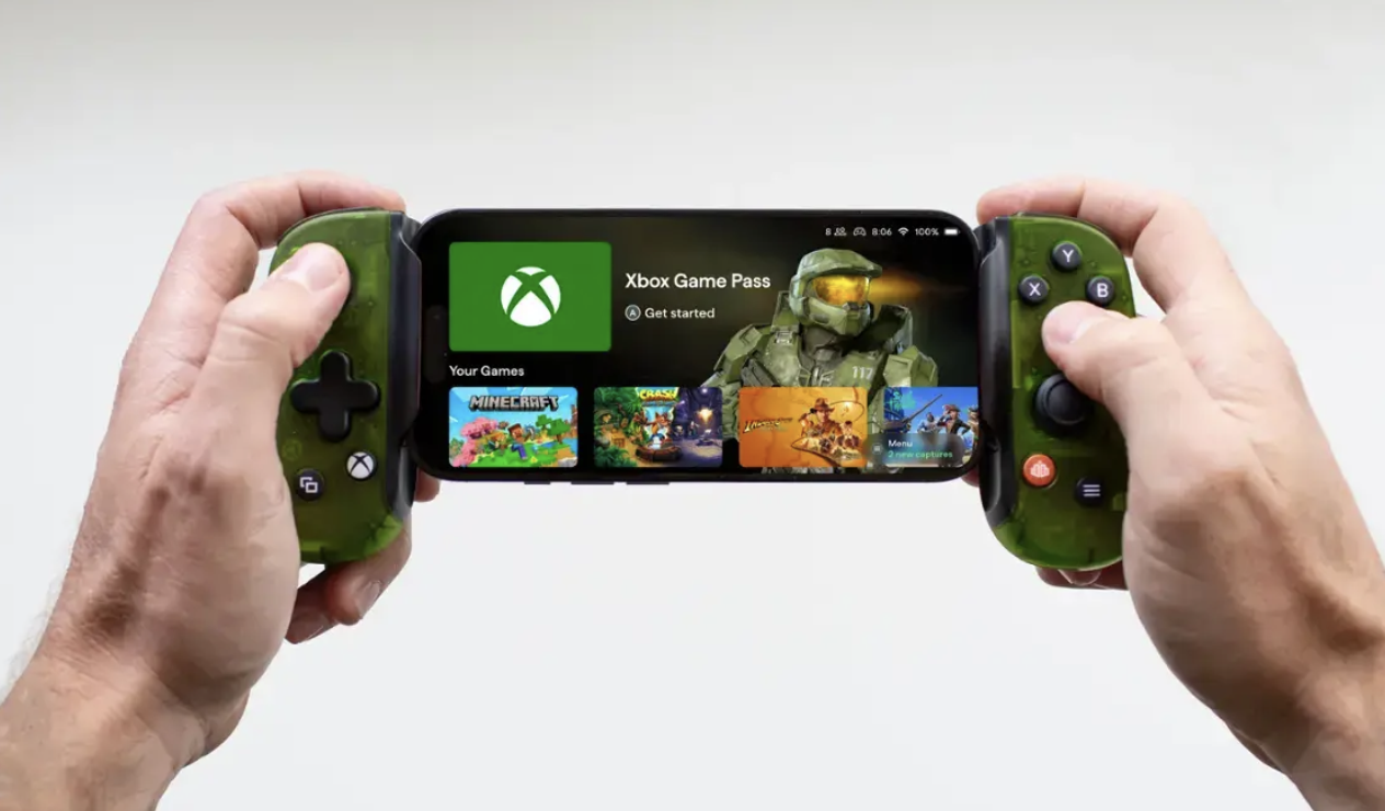 Backbone Reveals Sleek New Xbox Controller Design - ComicBook.com