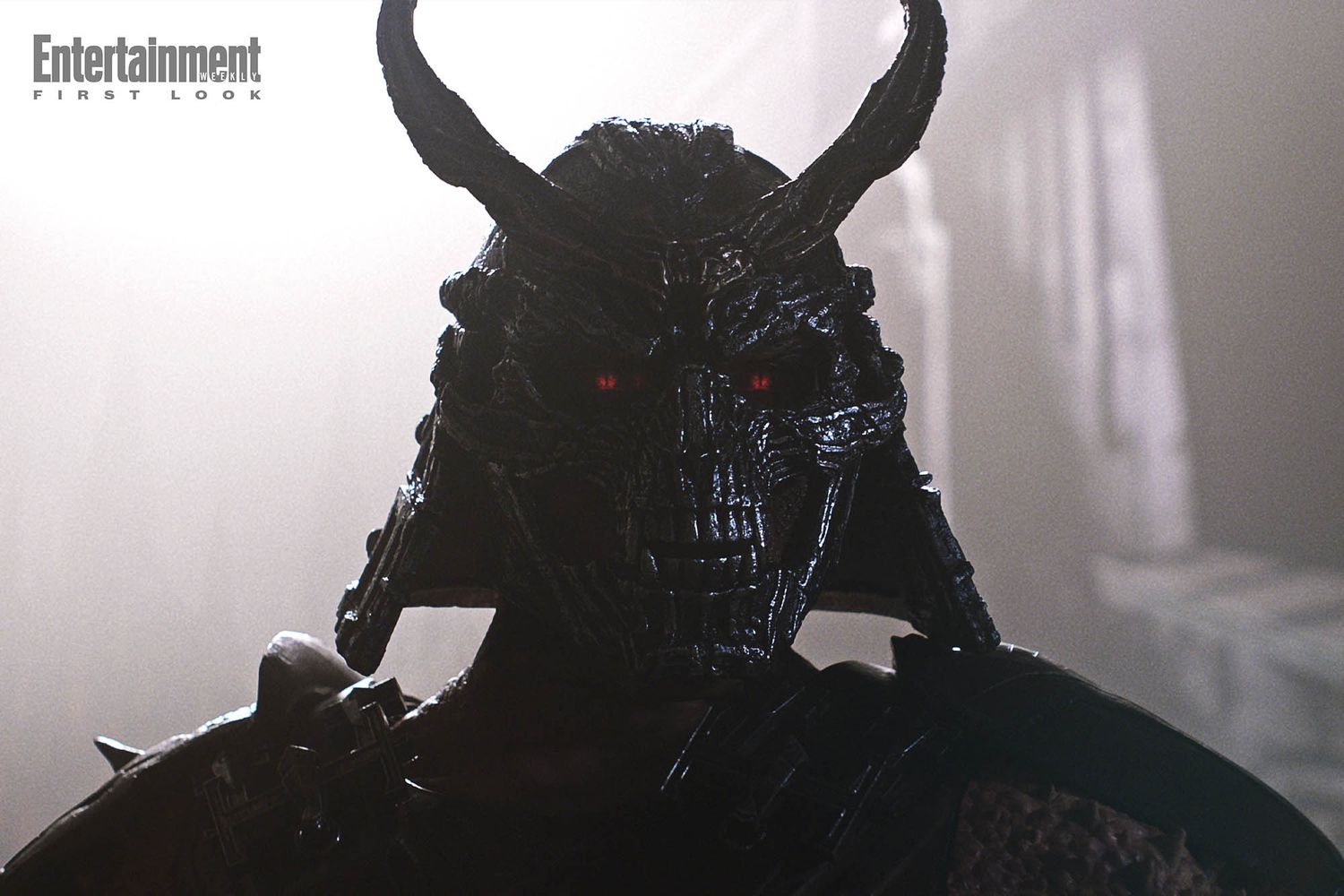 New Mortal Kombat 2 Images Reveal First Looks at Kitana and Shao Kahn - ComicBook.com