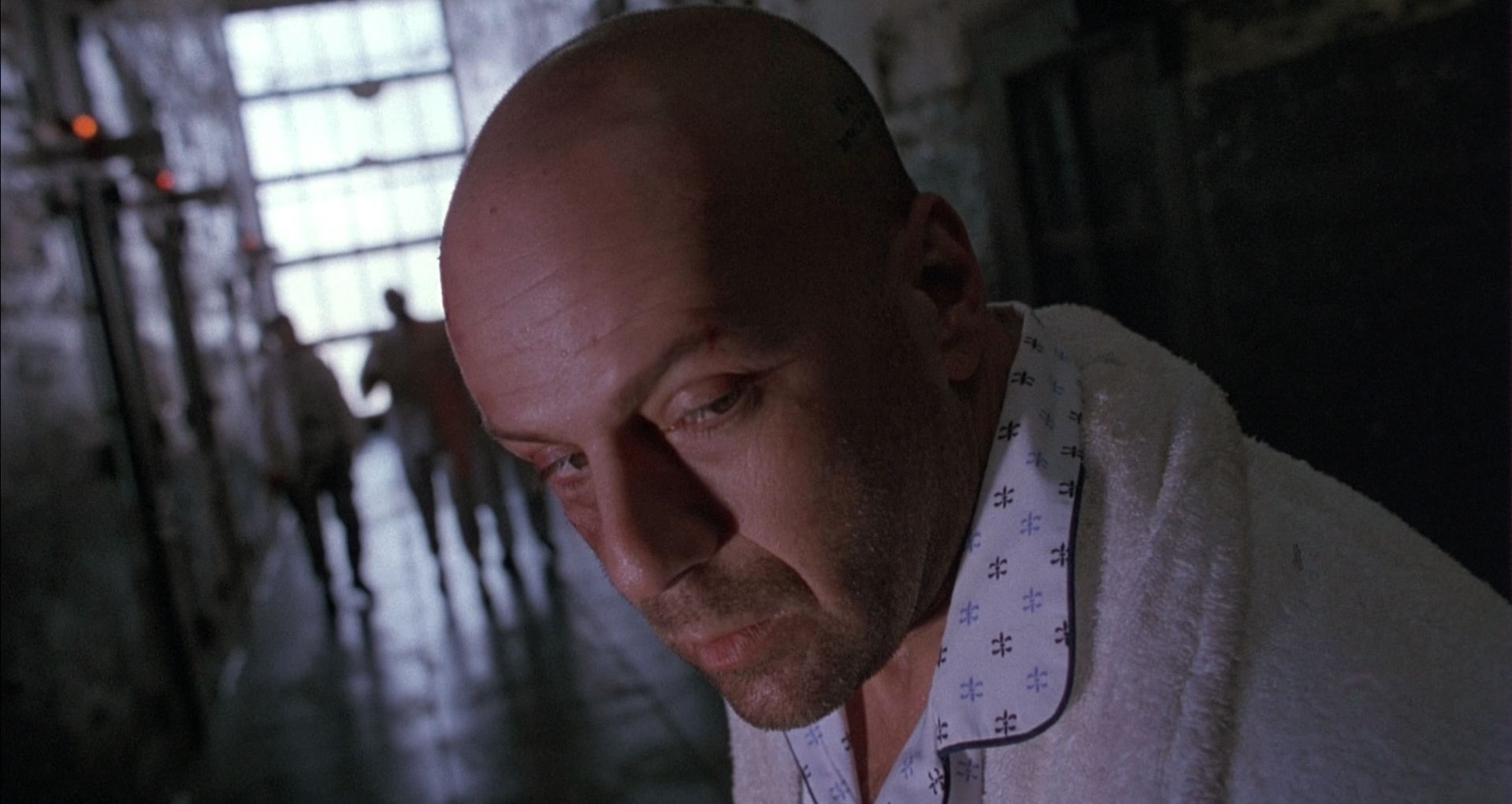 Bruce Willis’ Slept-On ‘90s Action Movie Is Streaming on Prime Video ...