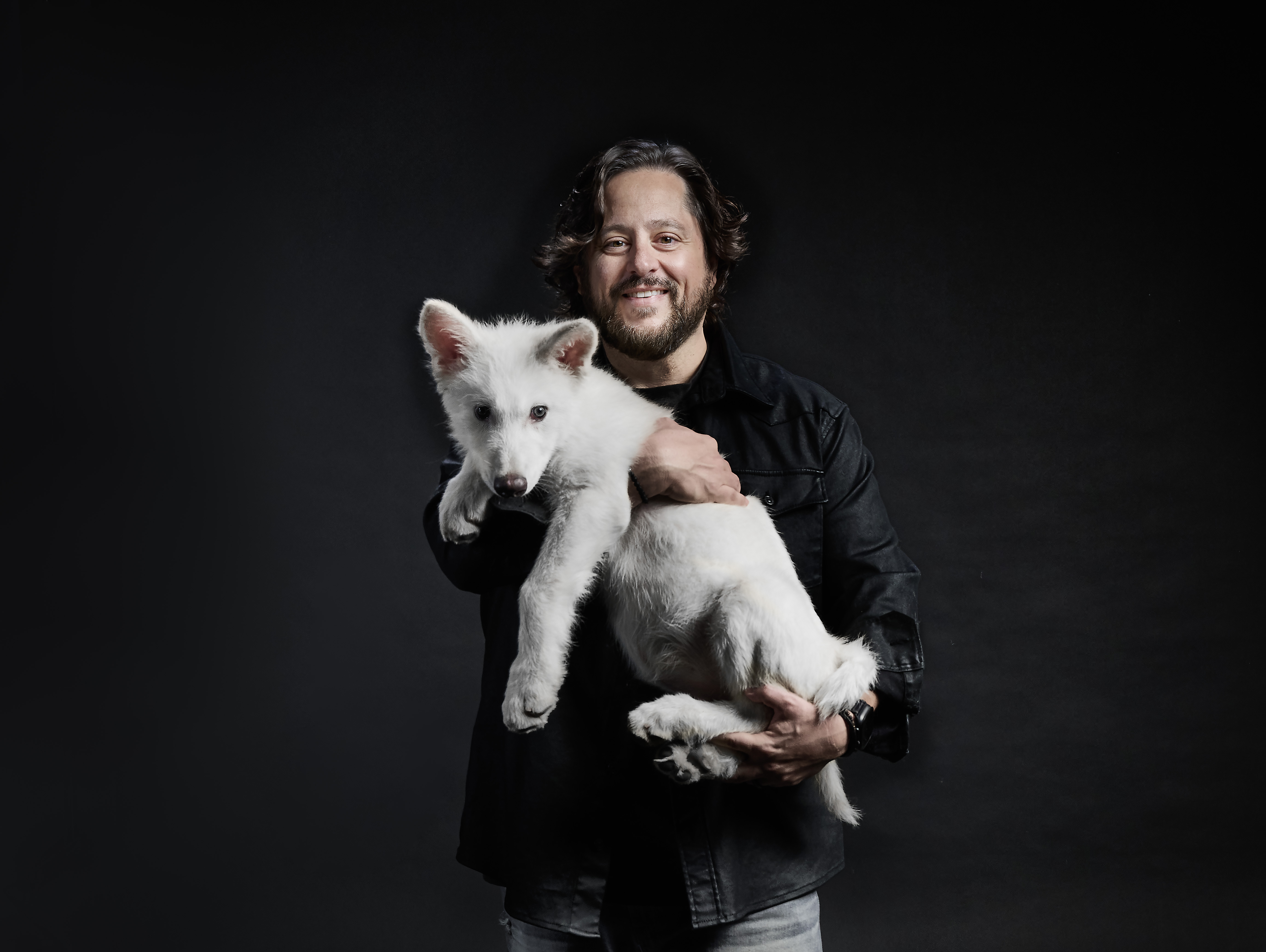 Colossal's Ben Lamm On Return of Dire Wolves, George R.R. Martin ...