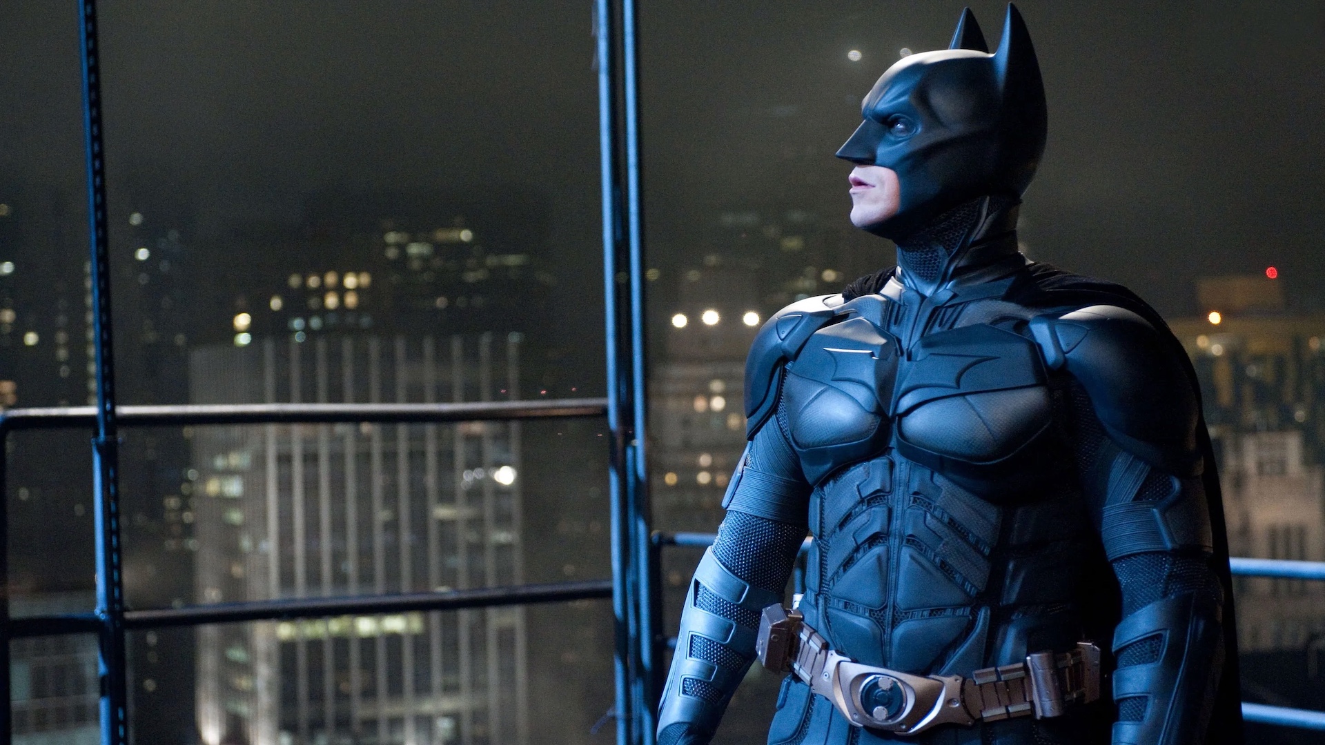The Dark Knight’s Upgraded Batsuit Fixed a 20-Year-Old Complaint ...