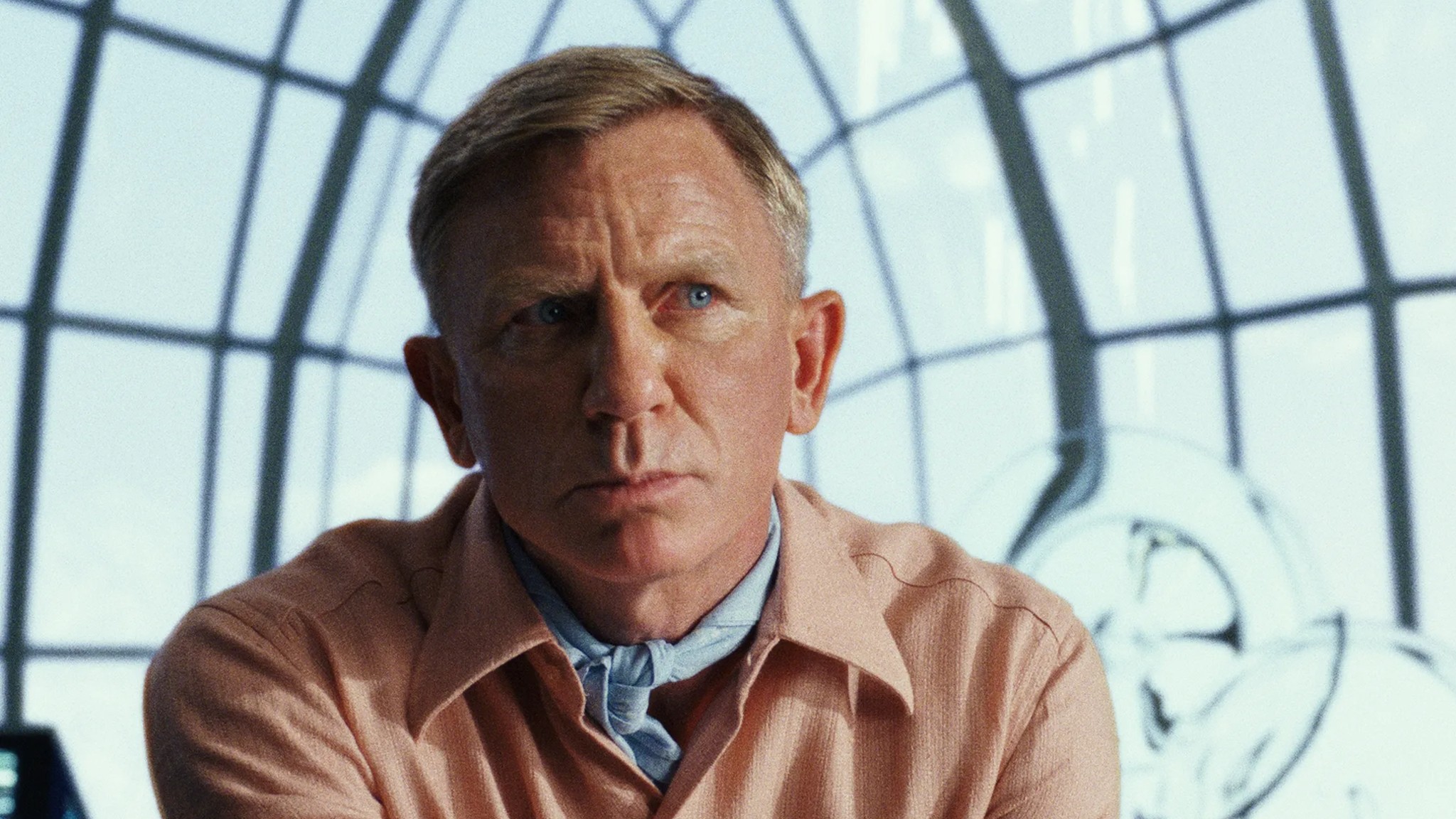 Netflix Reveals New Look at Daniel Craig in Knives Out 3