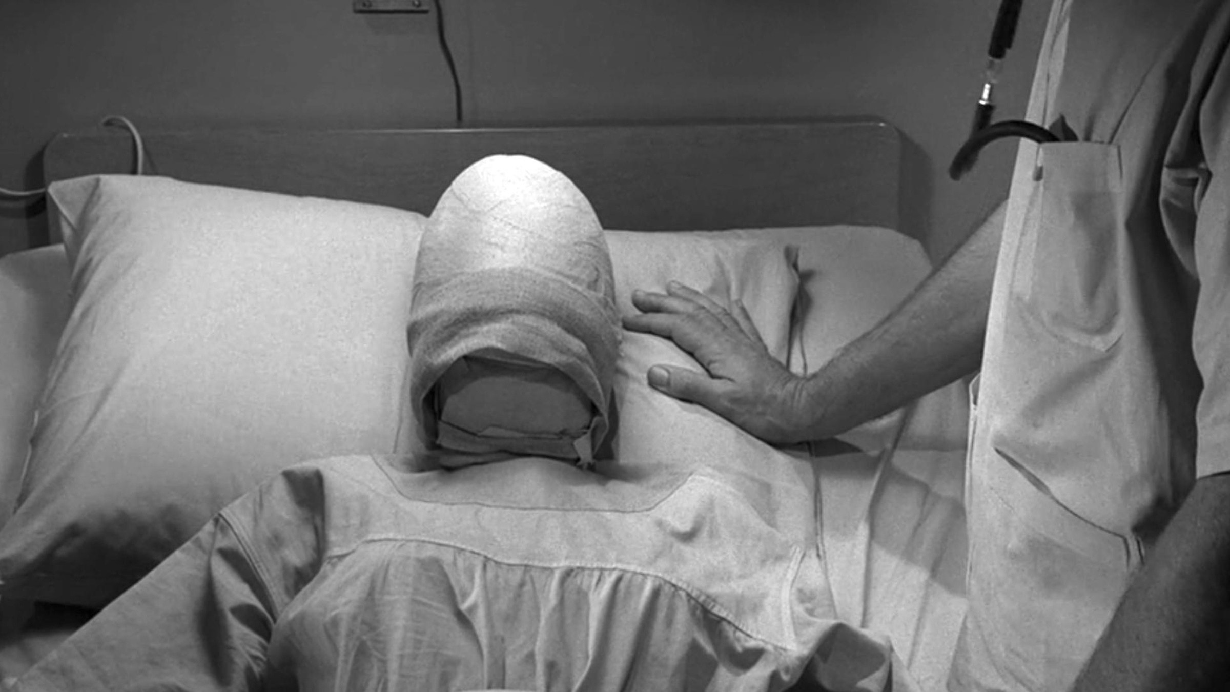 10 Best Episodes of The Twilight Zone to Show a New Fan - ComicBook.com