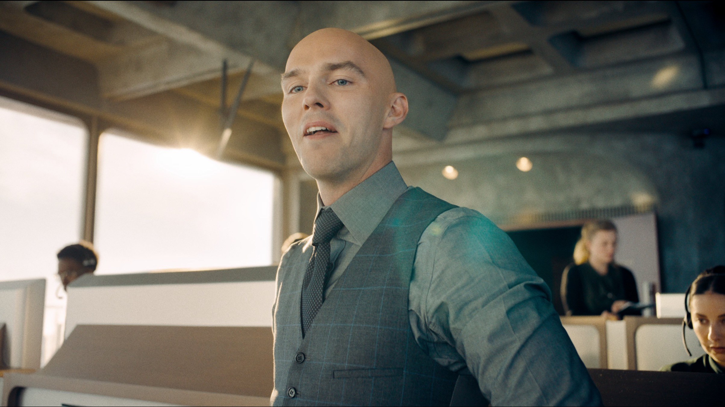 Superman Star’s Metamorpho Transformation Sounds Like a Horror Scene ...