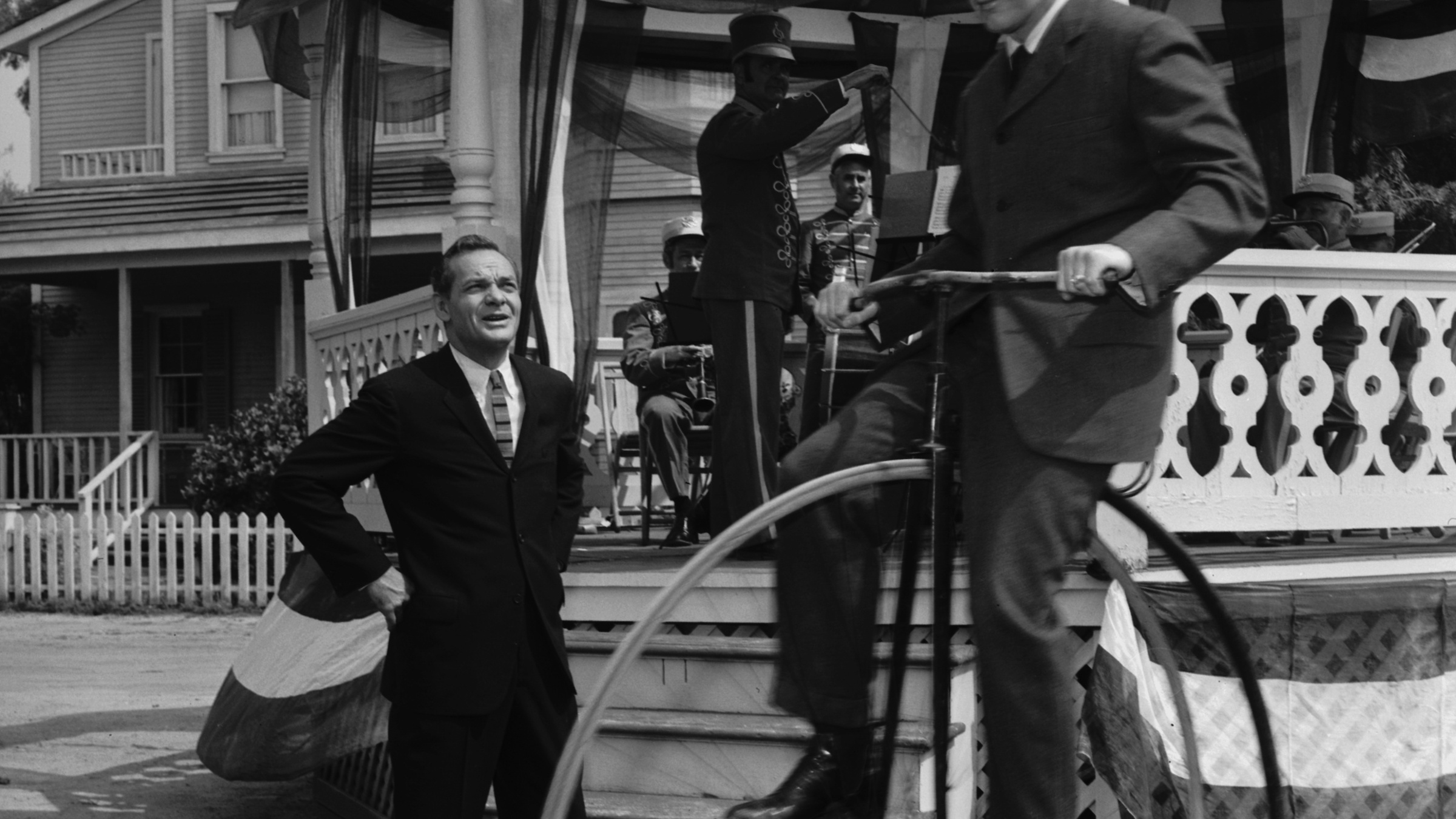 10 Biggest Twist Endings on The Twilight Zone Ranked - ComicBook.com