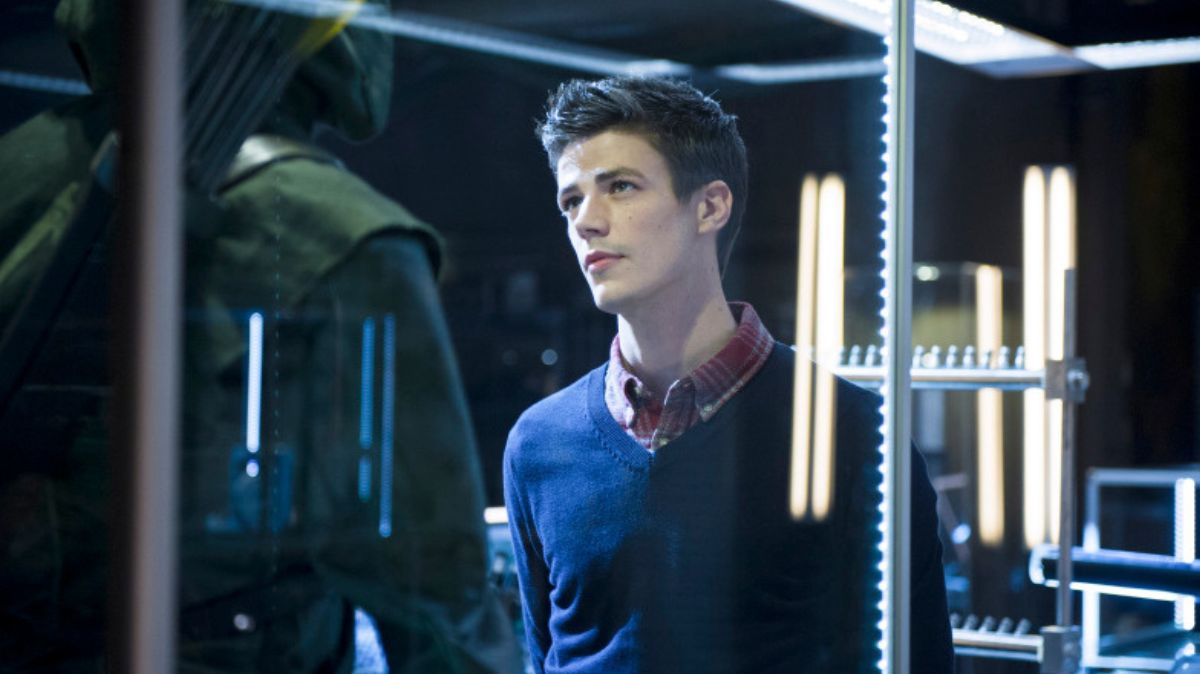 15 Best Trick Arrows Oliver Queen Uses in the Arrowverse