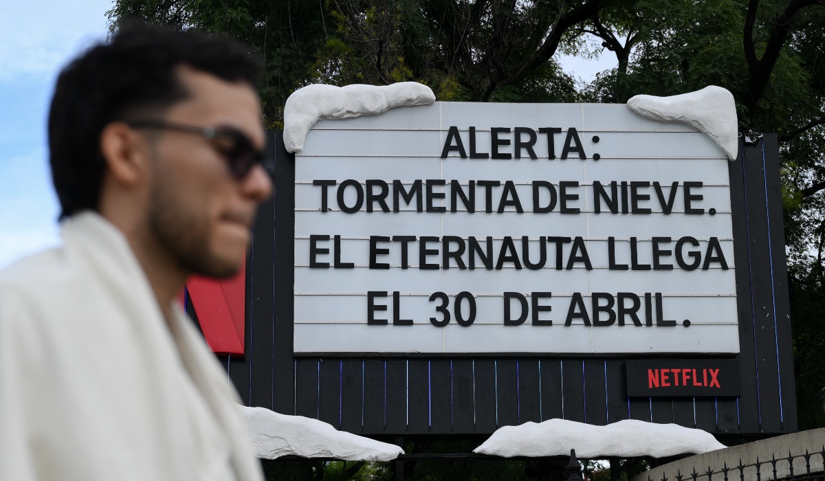 Netflix's Hit New Series The Eternaut Has a Tragic Backstory - ComicBook.com