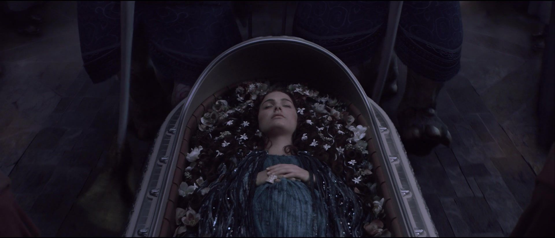 The Inspiration Behind These Classic Star Wars Looks Are Deeper Than ...