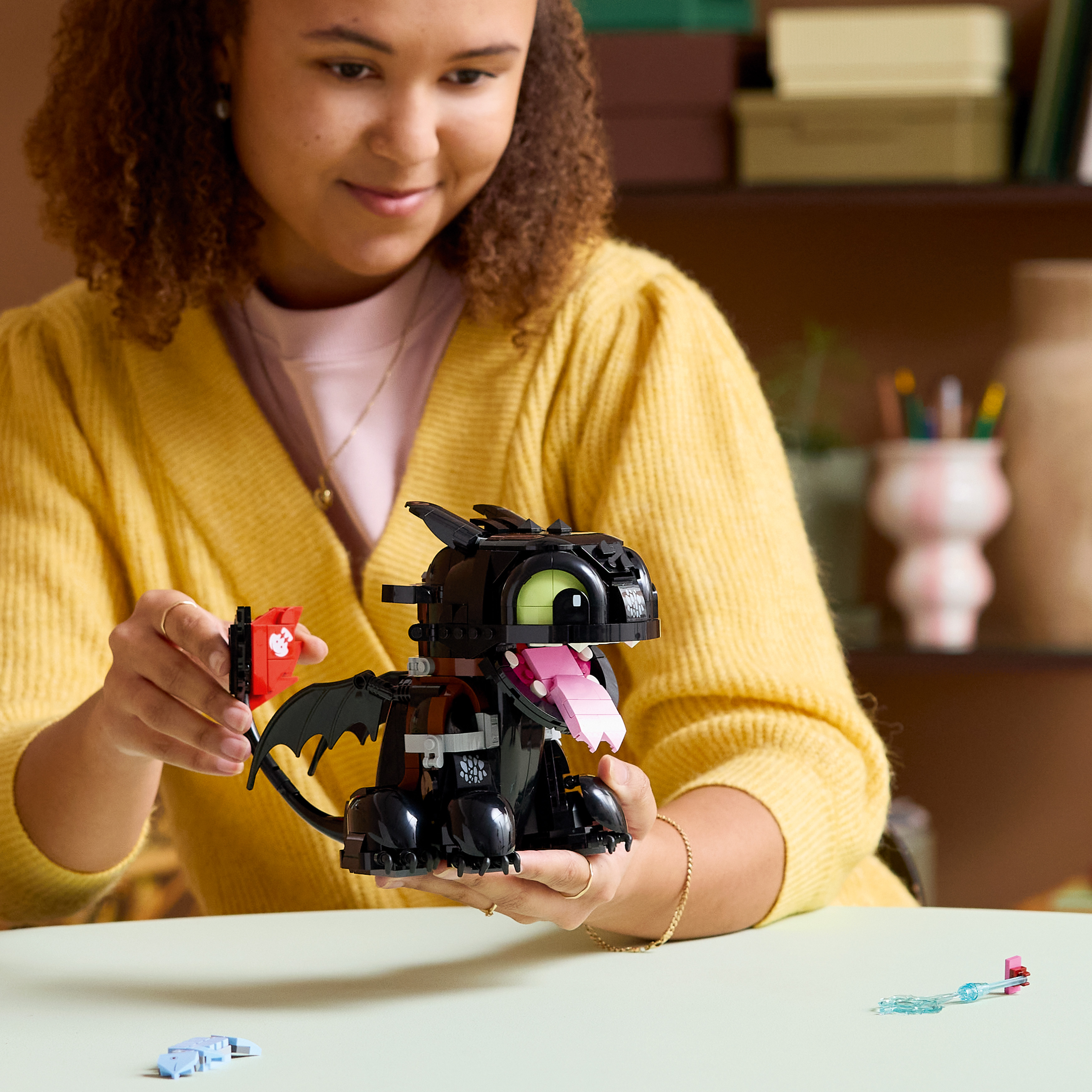 LEGO How to Train Your Dragon Live-Action Toothless Set Is Gerard ...
