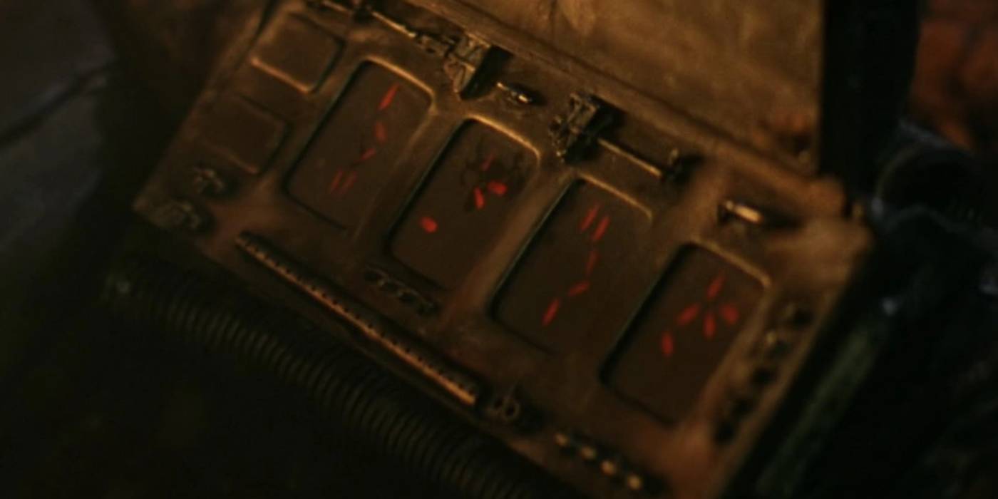 10 Coolest Predator Movie Weapons Ranked (And How Powerful They Really ...